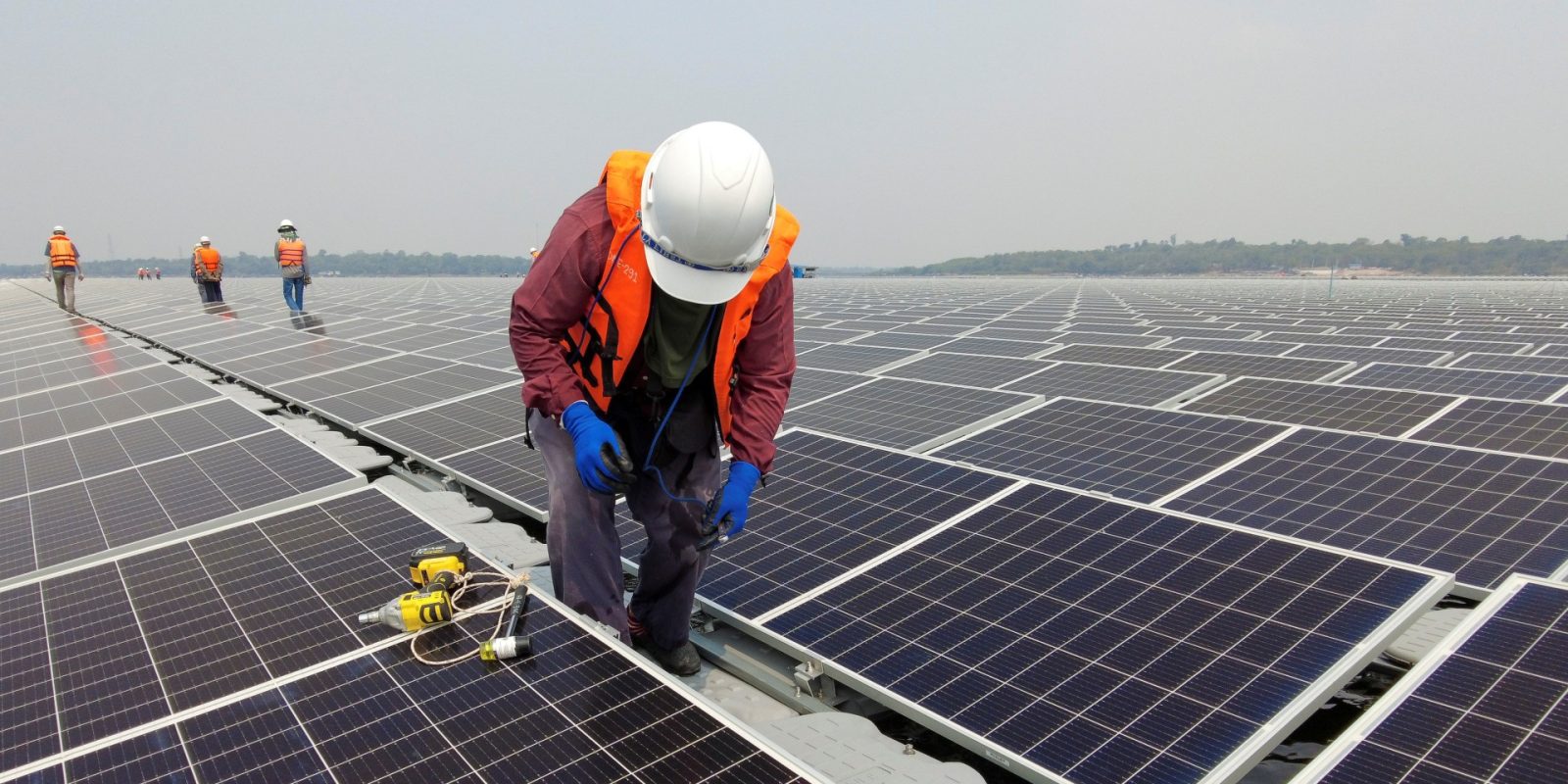 EGEB: Thailand builds a huge floating hydro-solar farm - Top Tech News