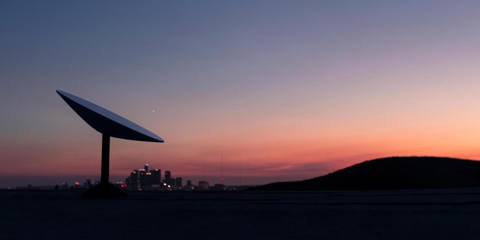 SpaceX partners with Google Cloud on Starlink, placing ground stations ...