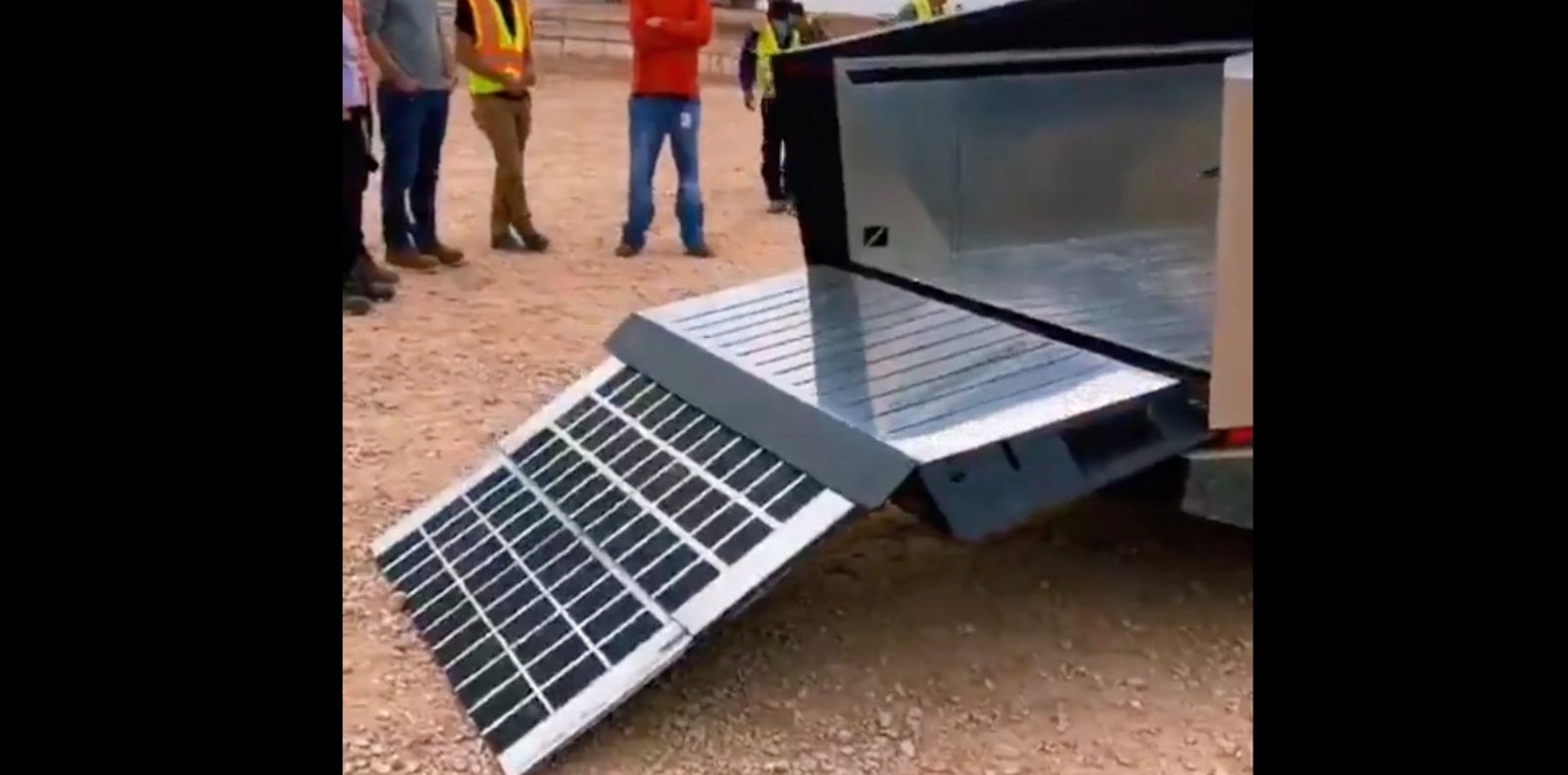 Tesla Cybertruck sighting shows best look at electric pickup’s bed and ...