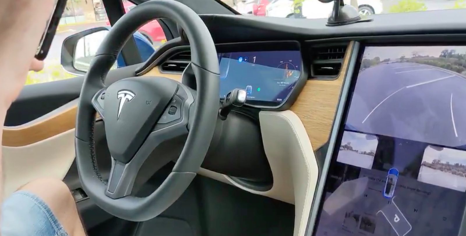 First look at Tesla’s new vision-based Autopark feature - Top Tech News