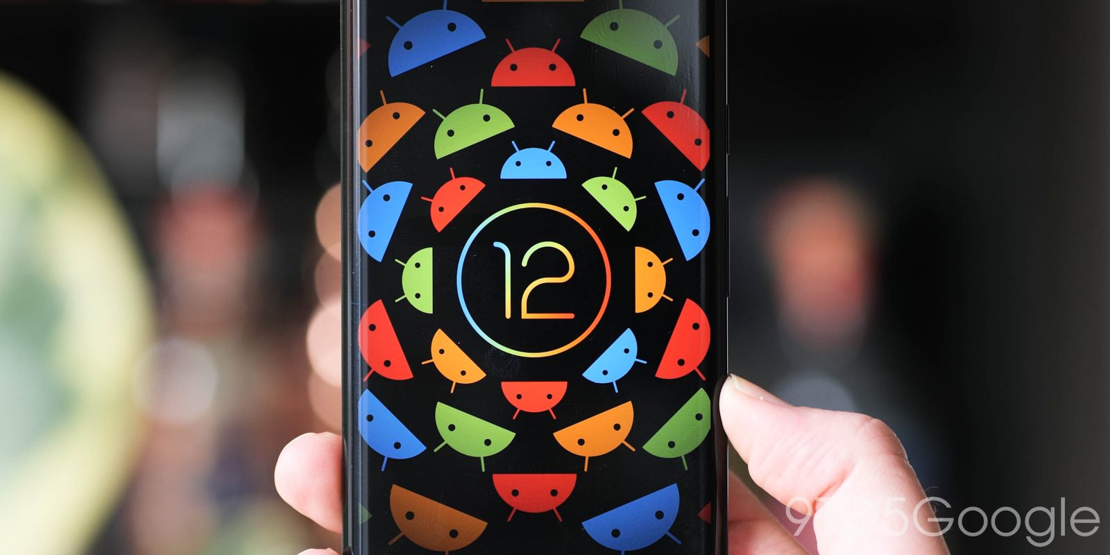 Google releases Android 12L Beta 1 for Pixel phones - Top Tech News