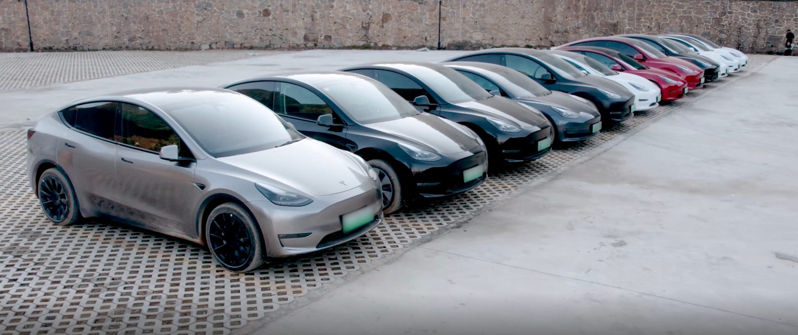 Mountain town becomes ‘Tesla village’ after Model Y owner convinced a ...