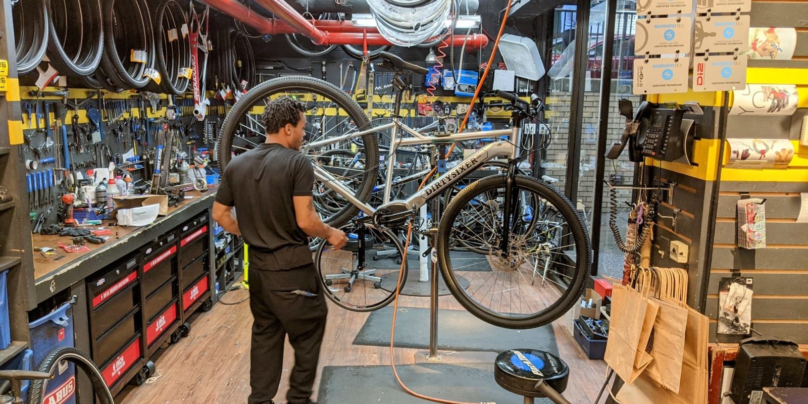 Shaq’s favorite bicycle company DirtySixer unveils the largest electric ...