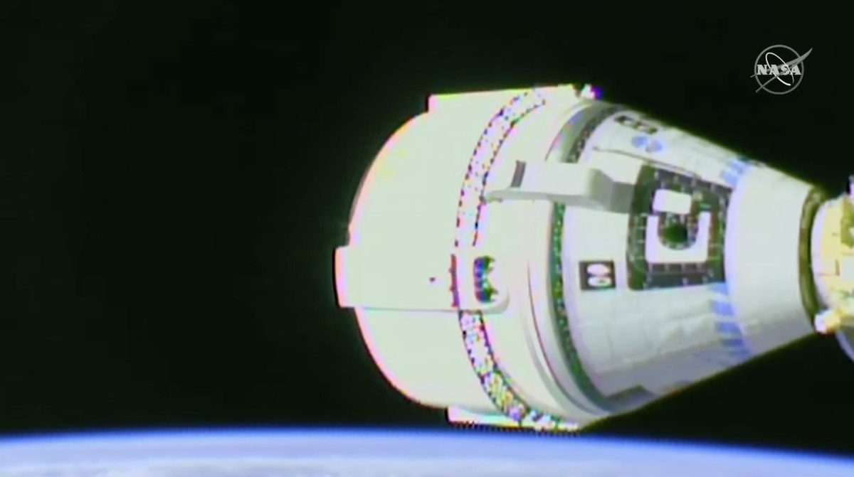 Boeing’s Starliner successfully docks to the International Space ...