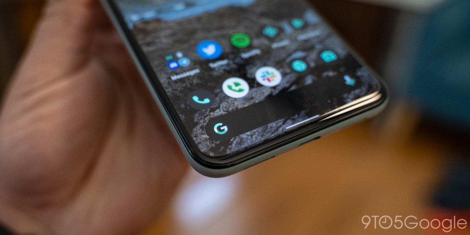 Google updates mobile Search results with larger favicons and site ...