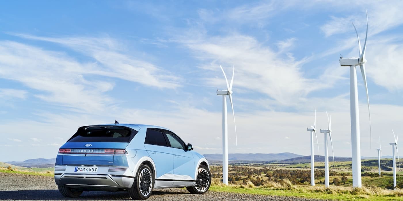How Record EV and clean energy deployment are working to reduce CO2 emissions - Top Tech News