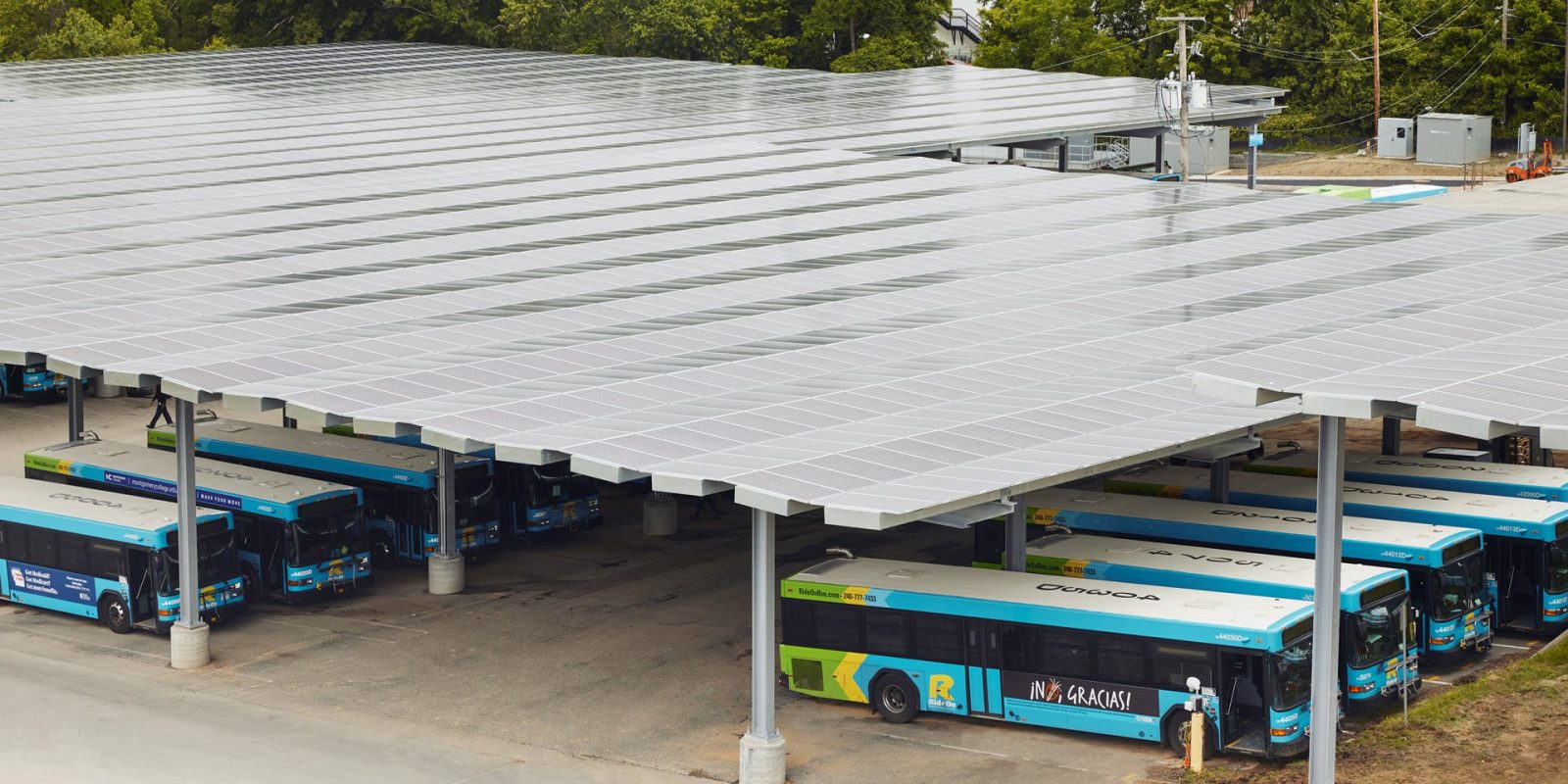 This solar + microgrid storage depot can charge 70 electric buses - Top ...
