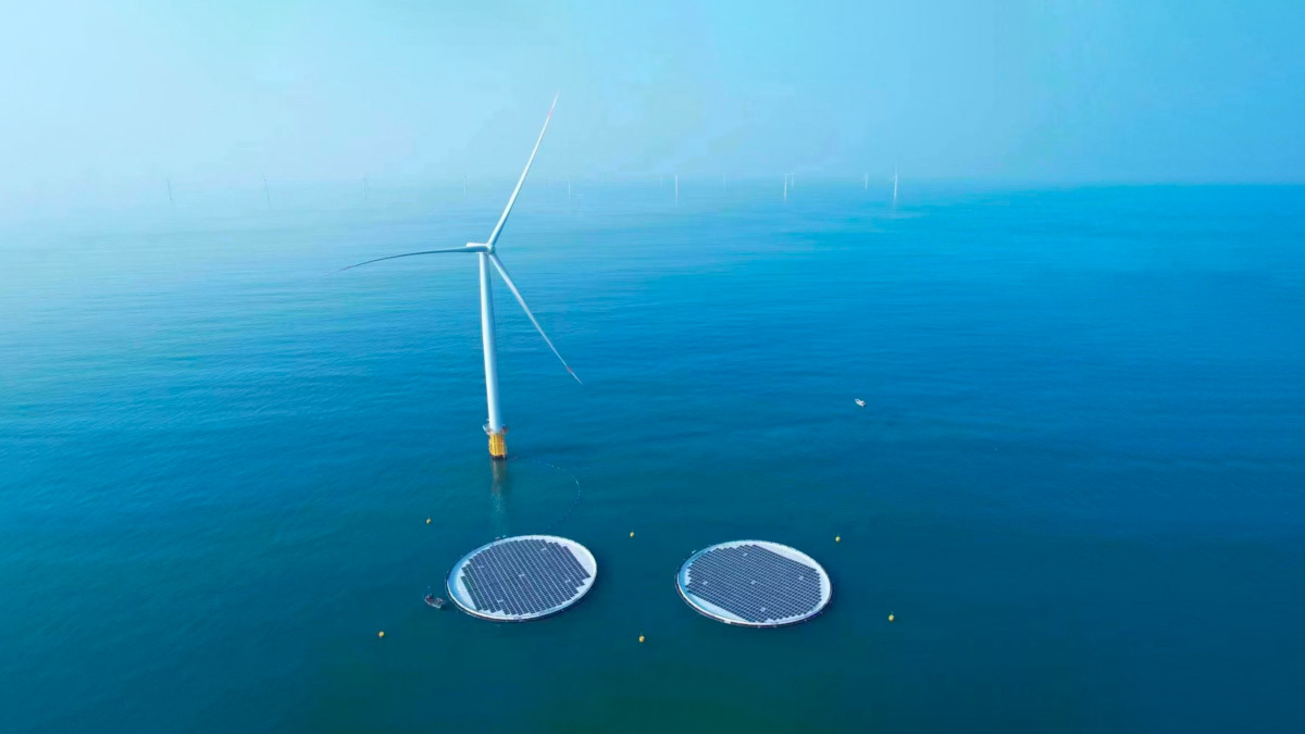 The world’s first offshore floating wind-solar pilot just came online ...