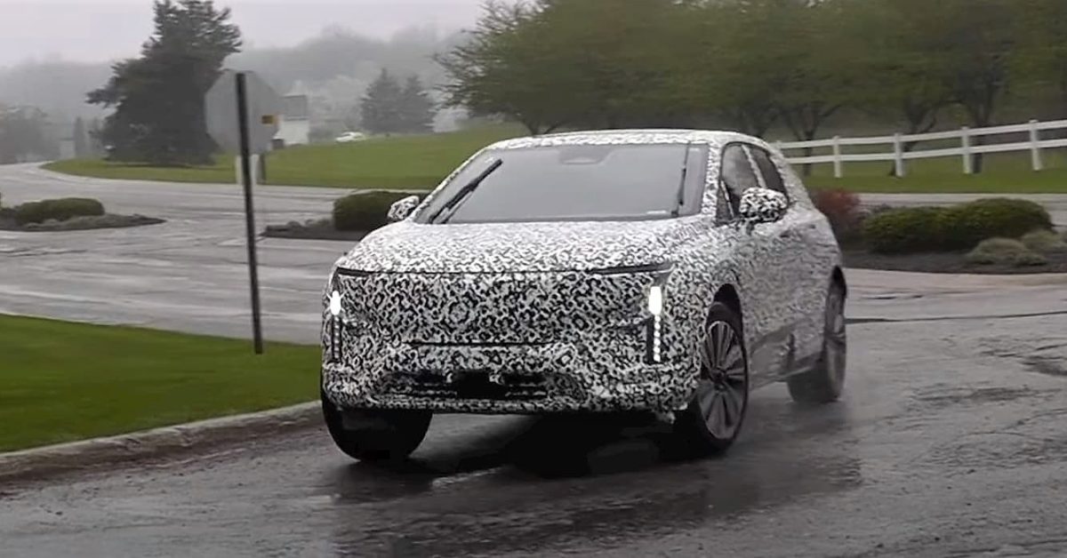 Unreleased electric Cadillac SUV spotted being tested in the US [Video ...
