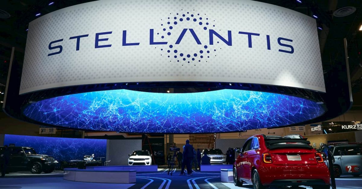 Jeep owner Stellantis takes page from Volkswagen, mulls Chinese EV partnership - Top Tech News