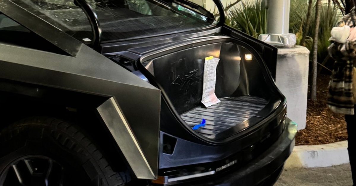 Best look at Tesla Cybertruck's powered frunk yet - Top Tech News