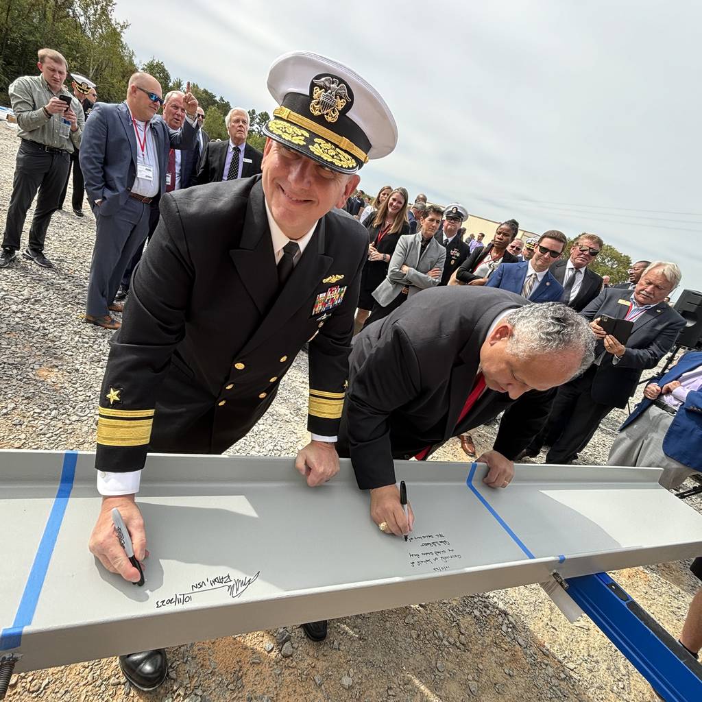 Navy takes early steps with Australian, UK vendors on shared sub work ...