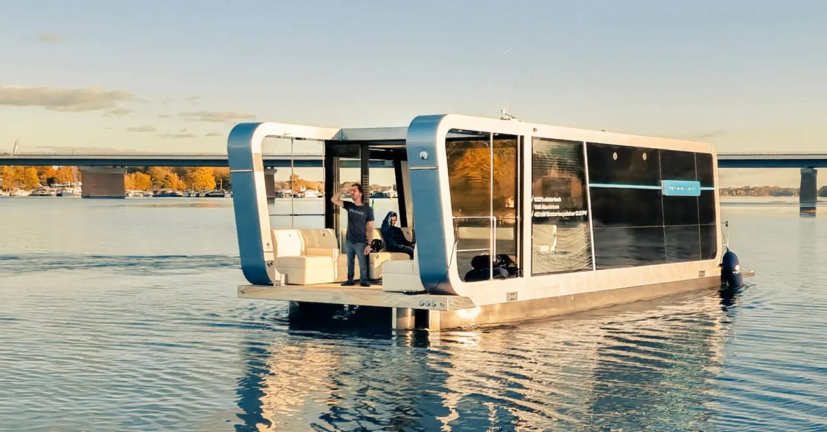 This solar-powered electric houseboat from China could be your home on ...